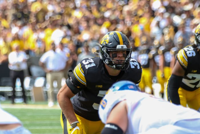 Jack Campbell Named B1G Defensive Player of Week - Sports Illustrated ...