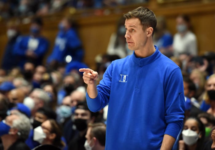Five-star shooting guard hearing from entire Duke basketball staff ...