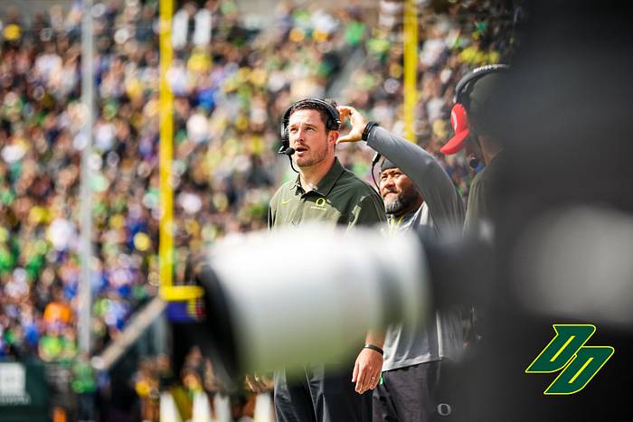 Oregon Ducks vs. BYU Cougars Photo Gallery - Sports Illustrated Oregon ...