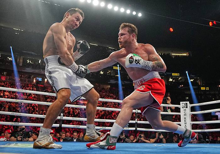 Canelo Alvarez Triumphs in Trilogy vs. Gennadiy Golovkin - Sports ...