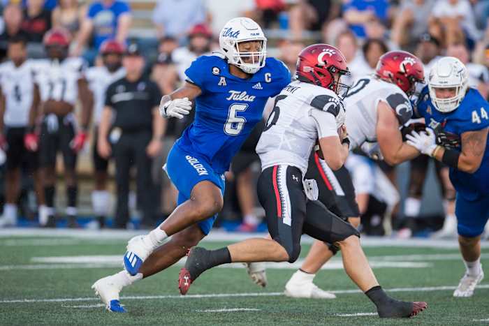 Final Huddle: UC Topples Tulsa 31-21 on Back of Hungry Defense - All ...
