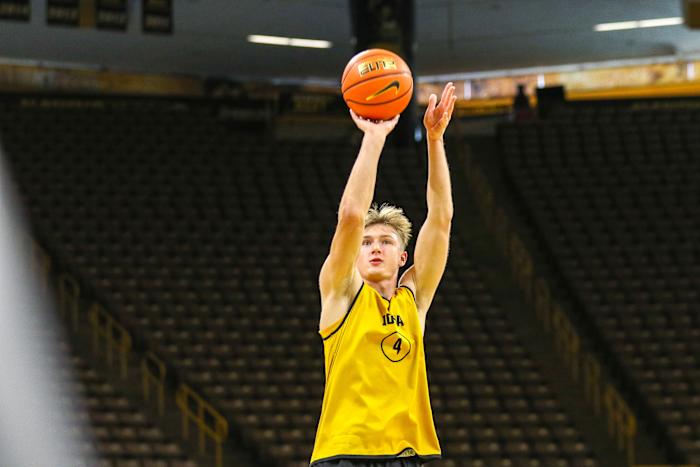 Josh Dix A Student of the Game - Sports Illustrated Iowa Hawkeyes News ...