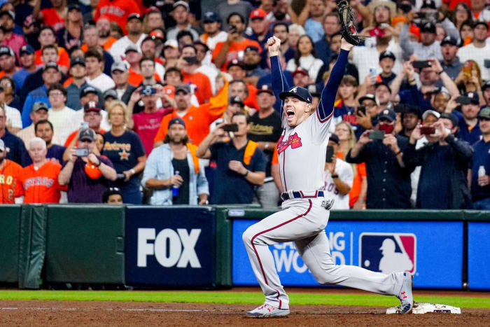 Dodgers’ Freddie Freeman: The beauty behind the lefty’s swing - Sports ...