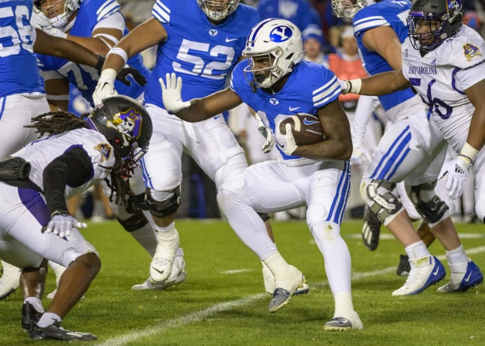 Ranking the Uniforms that BYU Wore in 2022 - BYU Cougars on Sports ...