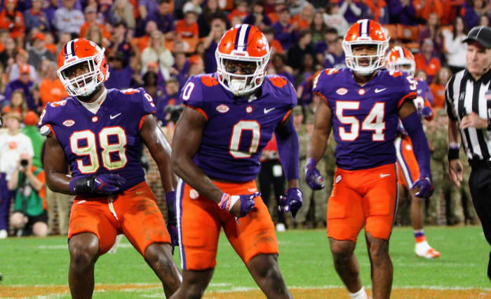 Clemson Tigers' LB Barrett Carter Makes ESPN Way Too Early 2023 All ...