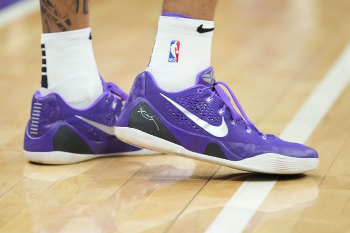 Spurs Rookie Jeremy Sochan Honors NBA Legends - Sports Illustrated ...