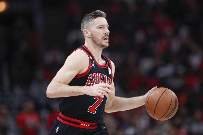 Lonzo Ball, Goran Dragic injury report vs. Milwaukee Bucks - Sports ...