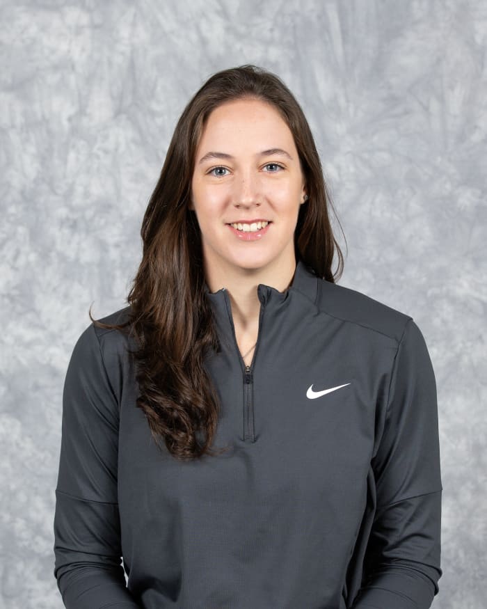 Gophers' Emma Kreisz, Ava Lindsay named to Rookie of the Year Watch ...