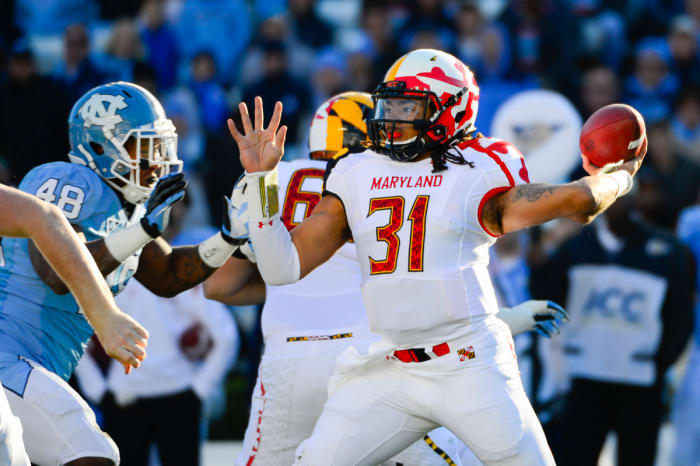 Notable Quarterbacks To Wear Non-Traditional Numbers In College ...