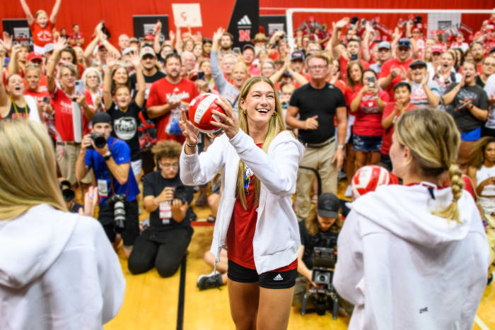 Gallery: Volleyball Day in Nebraska - All Huskers