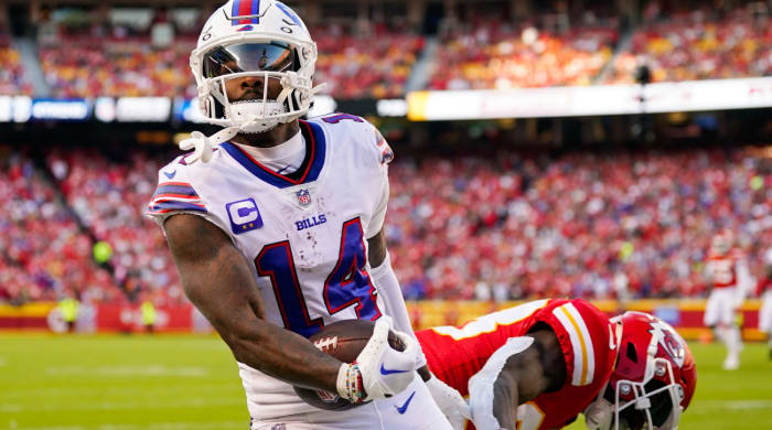 9 NFL Players Poised to Reach Career Milestones in 2023 - Sports Illustrated