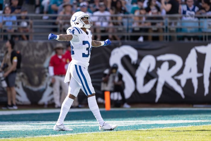 Philadelphia Eagles ‘Believe in Second Chances’ with Signing of CB ...