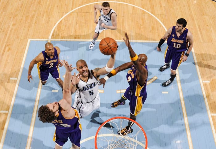 Prince and Carlos Boozer: The real story behind Boozer renting the pop ...