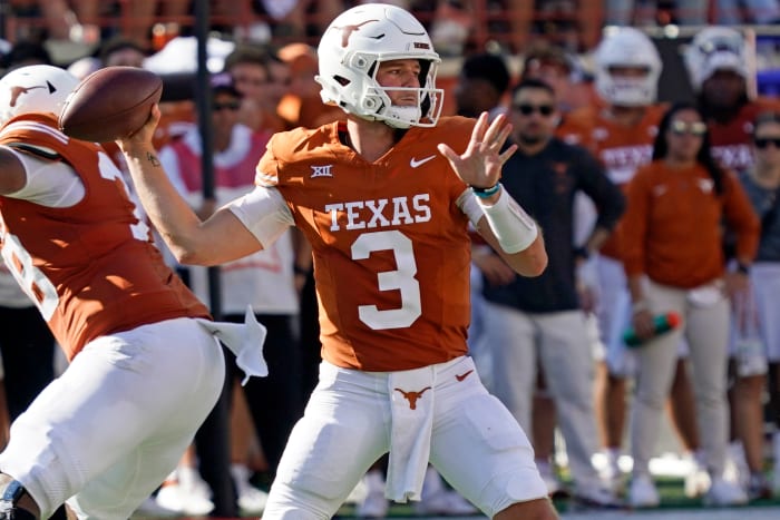 Texas Longhorns QB Quinn Ewers Says Team Can't Forget About Loss to Oklahoma Sooners - Sports ...
