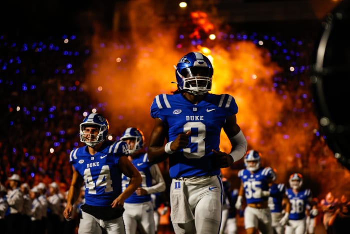 Fill-in Duke Football Starter Henry Belin IV Perseveres Early vs. Pack ...