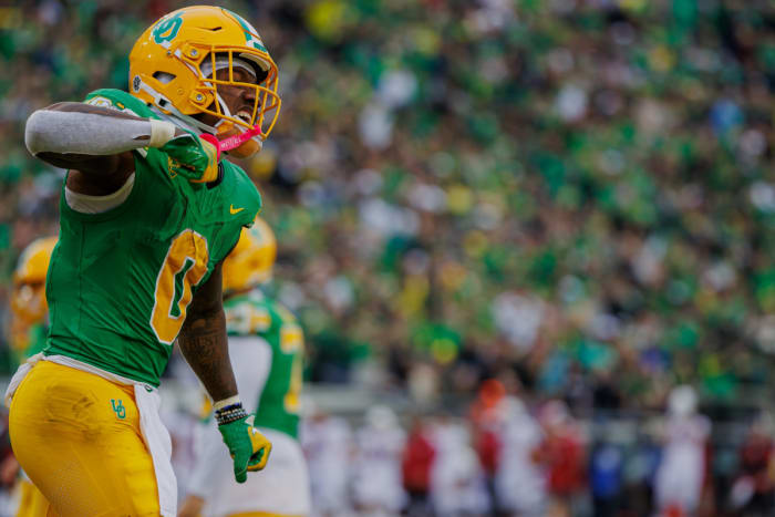 Oregon Football: Oregon's Bucky Irving is PFF's No. 4 RB in 2024 NFL ...