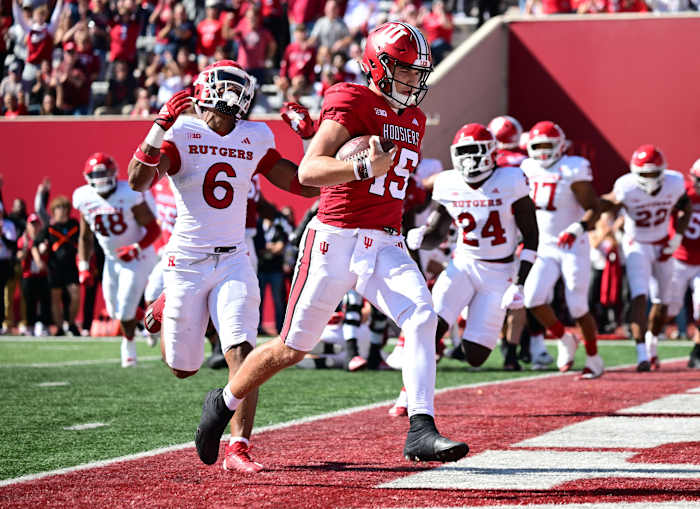 How to Watch Indiana Football Against Illinois - Sports Illustrated ...