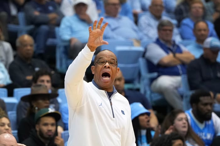 UNC Basketball: Hubert Davis Makes Appearance for Promising Recruit ...