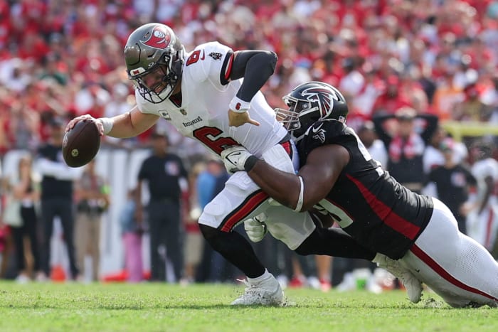 Buccaneers QB Baker Mayfield Injury Update for Week 13 vs. Carolina Panthers - Tampa Bay ...