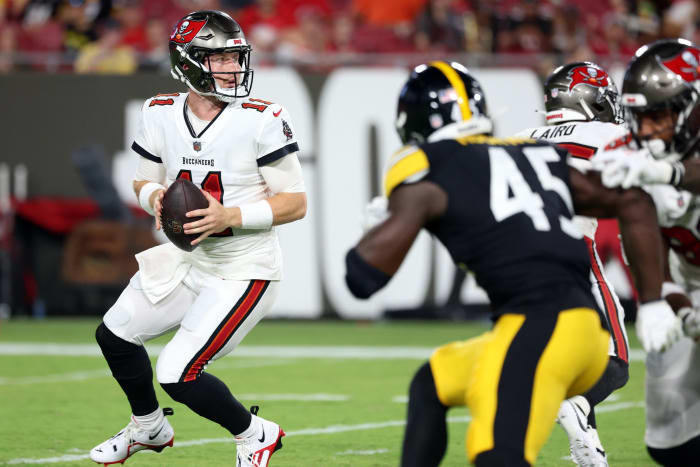 Report: Vikings had interest in Buccaneers QB John Wolford - Sports ...