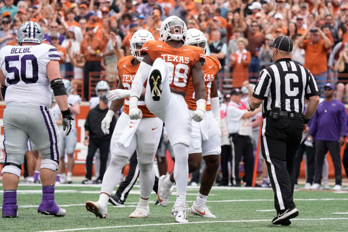 Texas Longhorns EDGE Barryn Sorrell Announces Decision for Next Season ...