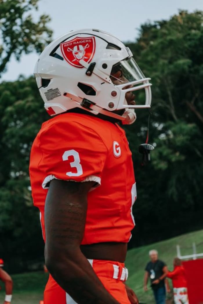 Mazeo Bennett, Other South Carolina Football Commits Playing In Round 2 ...