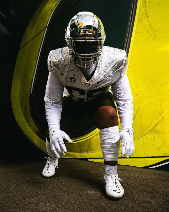 Oregon Football: Oregon Ducks Reveal Uniform Combination For Week 12 vs. Arizona State - Sports ...