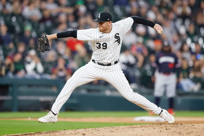 Why Aaron Bummer is a great fit for the Braves bullpen and roster ...