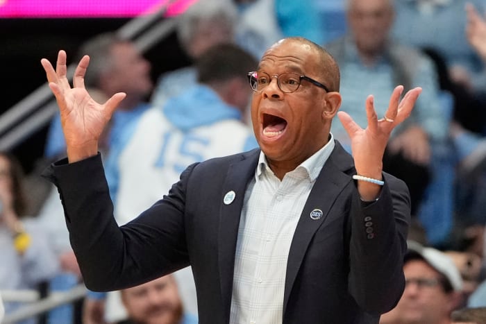 UNC Basketball: Bracket Projection Extremely Unkind to Tar Heels ...