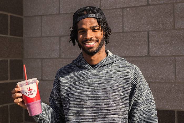 Colorado's Shedeur Sanders signs NIL deal with Smoothie King - Sports ...