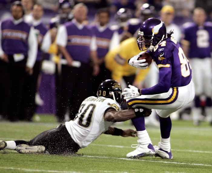 The 5 Best Sneaker Moments in NFL Games on Thanksgiving - Sports ...