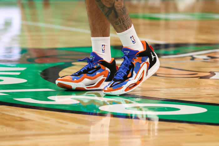 Jayson Tatum Debuts Jordan Tatum 1 'Florida Gators' Colorway - Sports ...