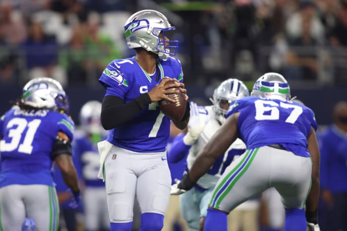 Seahawks Rapid Reaction: Dallas Outlasts Geno Smith, Seattle in ...