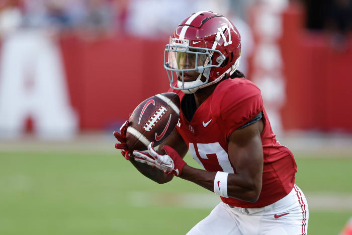 Texas Longhorns Transfer Target Isaiah Bond Lands in Austin for Visit ...