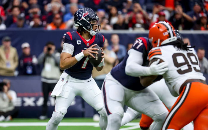 Former Ohio State Buckeyes QB C.J. Stroud Ties Rookie Playoff Record with Houston Texans vs ...