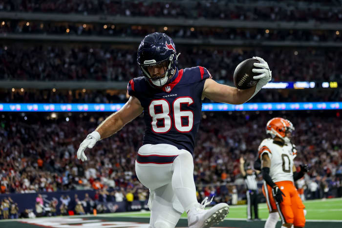Texans Tight End Dalton Schultz 'Would Love' to Stay in Houston ...