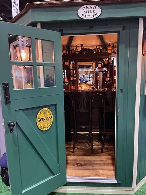 The Pub Og Is the Greatest Pop-Up Irish Bar You'll Ever Want to Spend ...