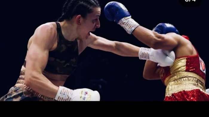 Karriss Artingstall Defeats Lila Dos Santos Furtado. - Sports ...