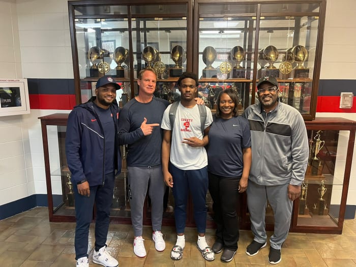 Five-Star WR Caleb Cunningham to Visit Ole Miss Rebels in March - The ...