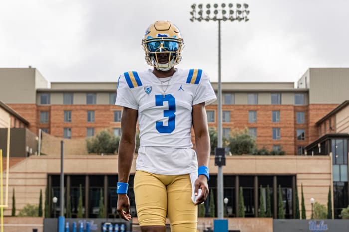 Justyn Martin, Top 10 Quarterback Recruit, Commits to 'Dream School ...