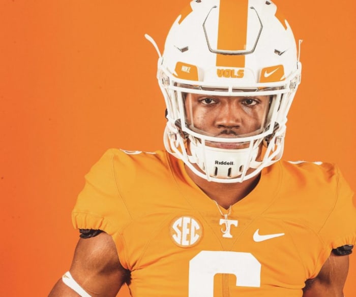 Jordan Burns Brings Tenacity, Athleticism To Tennessee Football ...