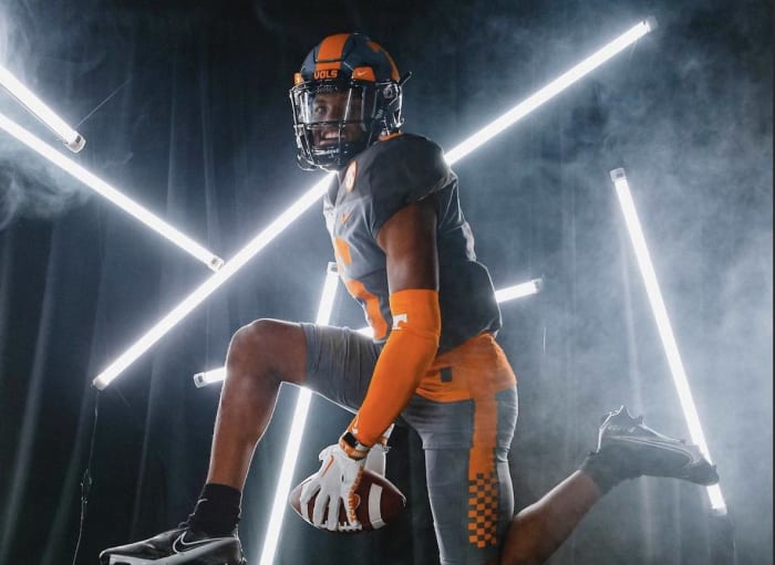 Braylon Staley Sets Commitment Date, Considering Tennessee Football ...