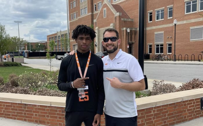 Devin Williams An Early Favorite of Tennessee Football - Sports ...