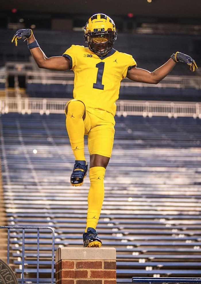 Five-Star Wide Receiver Johntay Cook II Looks Like A Star In Maize And ...