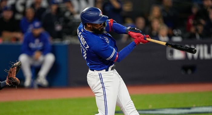 WATCH: Teoscar Hernandez Hits Two Home Runs to Give Blue Jays 4-0 Lead ...