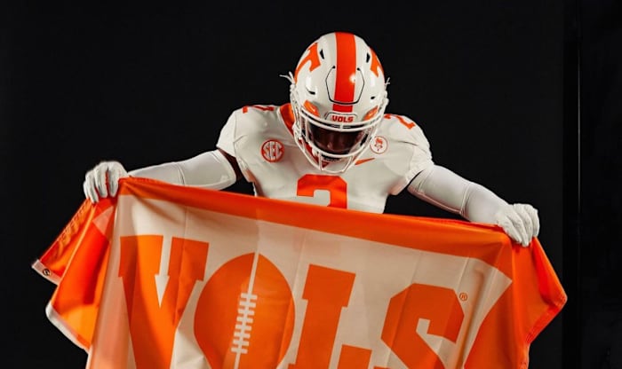 Justin Baker's Timeline Synced Up With Plans For Tennessee Football - Sports Illustrated ...
