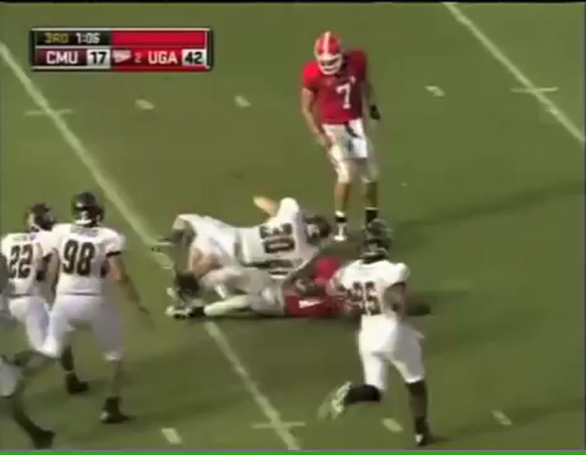 Knowshon Moreno hurdle against Central Michigan - Sports Illustrated ...