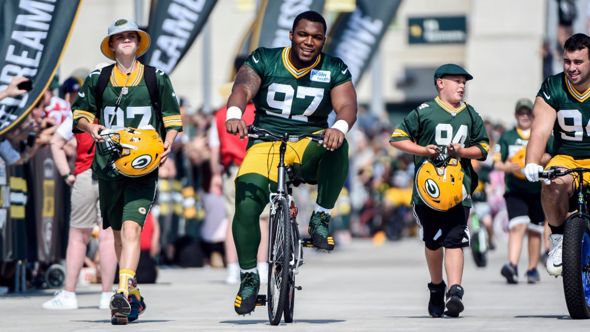 Green Bay Packers’ defense uses rare word: ‘Dominant’ - Sports ...