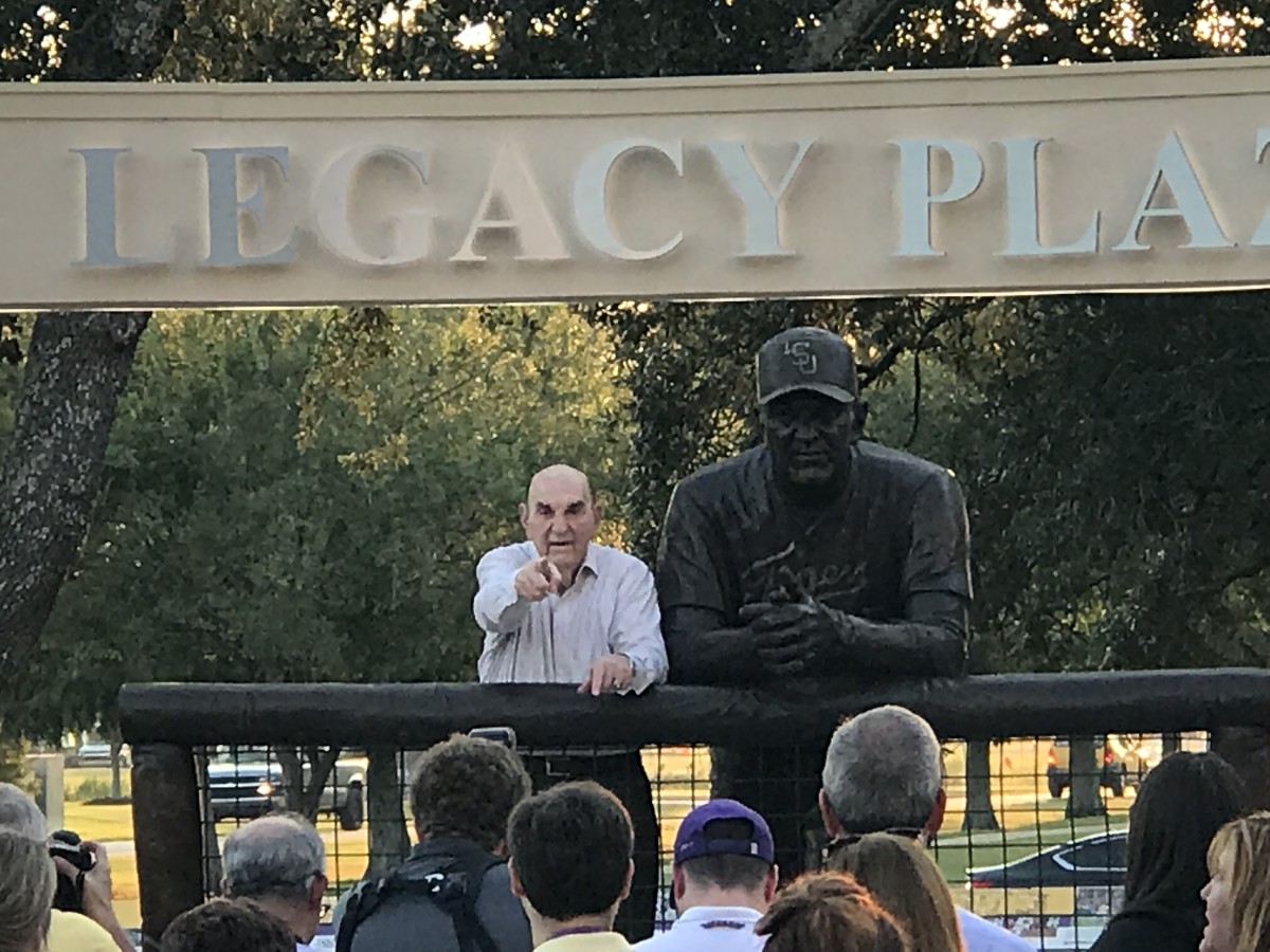 LSU legend Skip Bertman honored with statue outside Alex Box Stadium ...