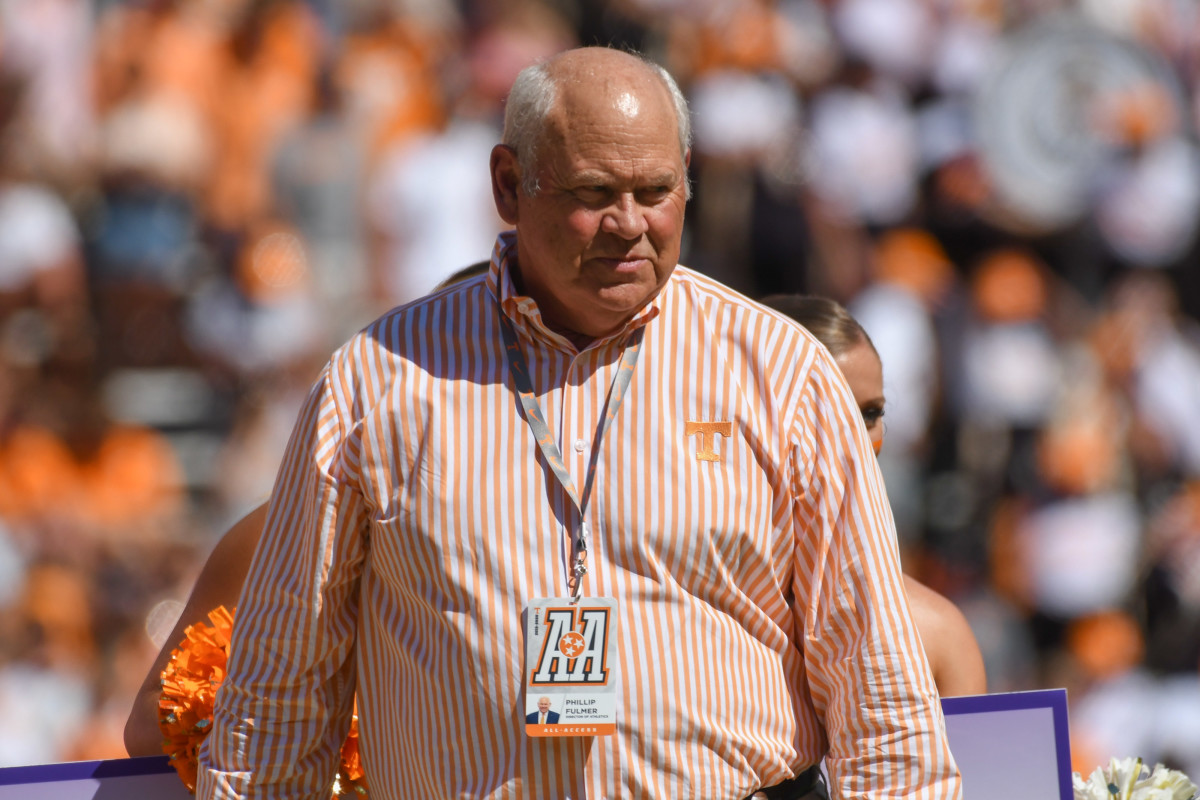 Sanning: No matter the results, Phillip Fulmer should not step down to ...